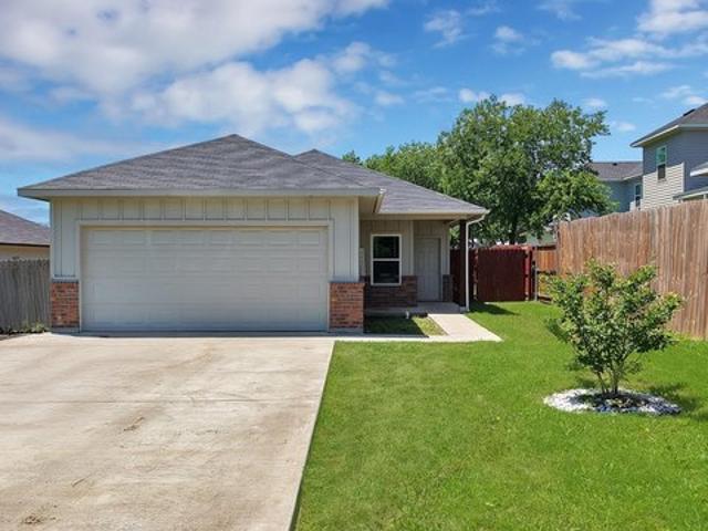 104 Sweeney St, Hillsboro, TX 76645