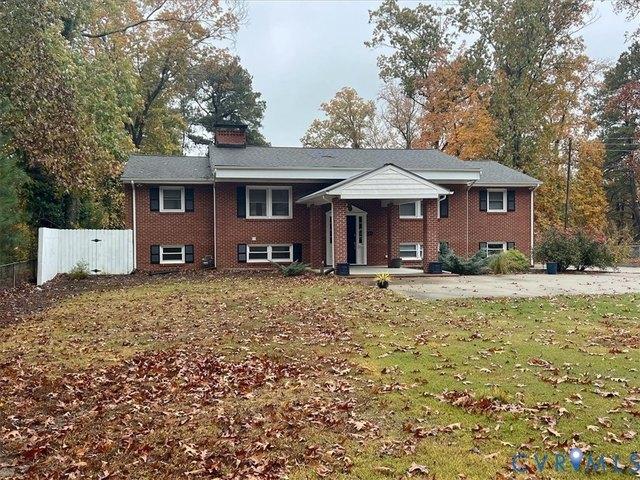 104 Swift Creek Ln, Colonial Heights, VA 23834