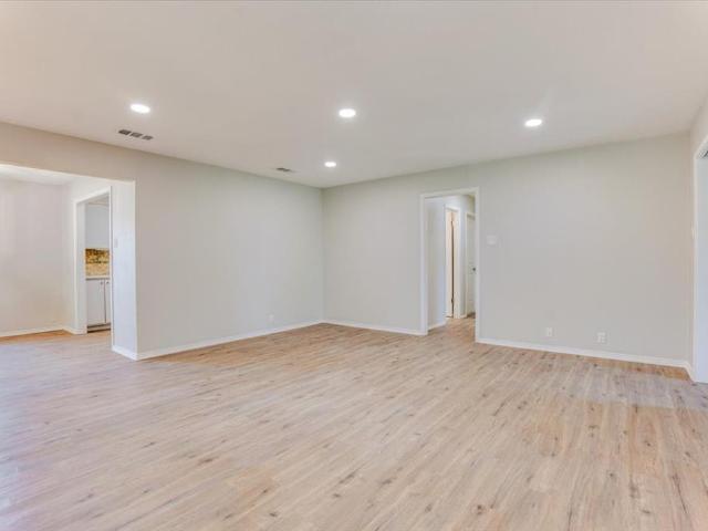 104 Pontiac Drive