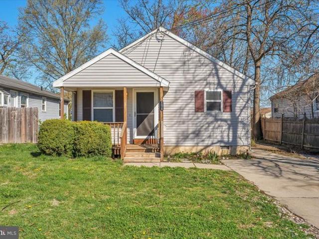 104 Park Ave, Somerdale, NJ 08083