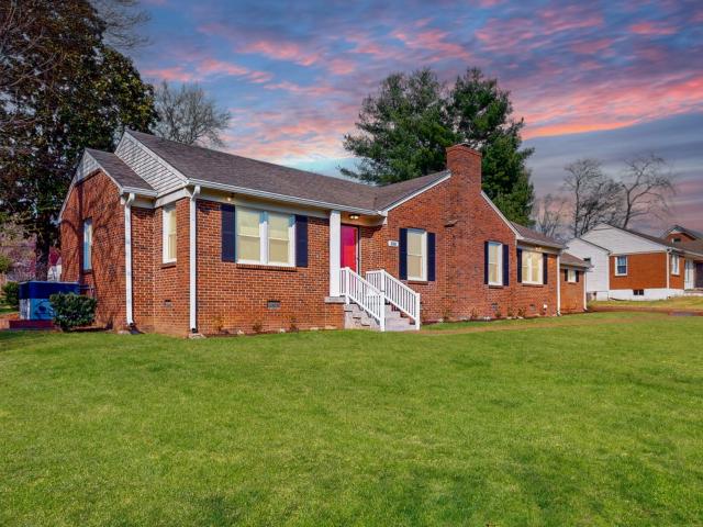 104 Park Cir