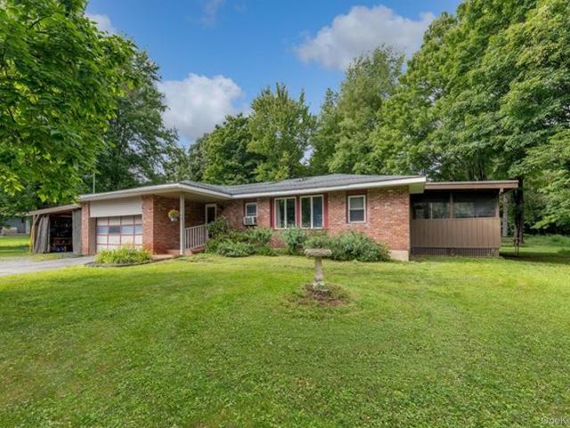 104 Park Pl, Saugerties, NY 12477