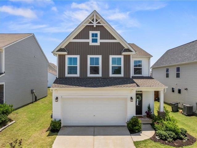 104 Pendergast Rd, Greenville, SC 29605