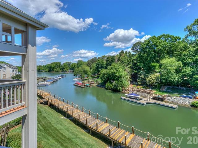 104 Pier 33 Drive # 312
