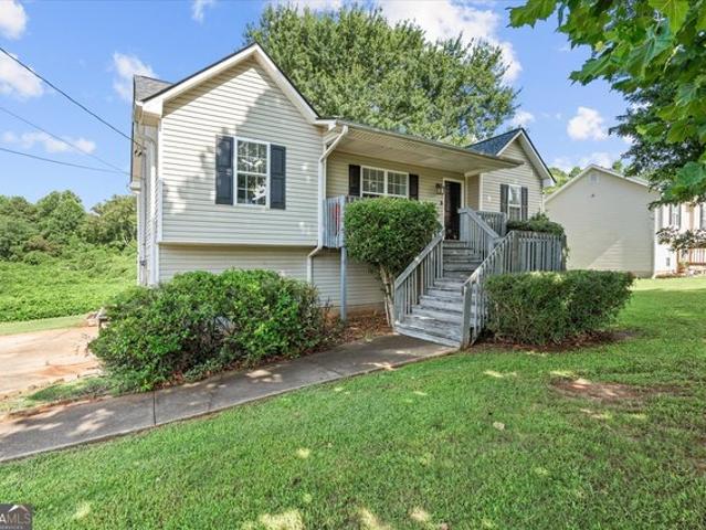 104 Pine Needle Trl, Villa Rica, GA 30180
