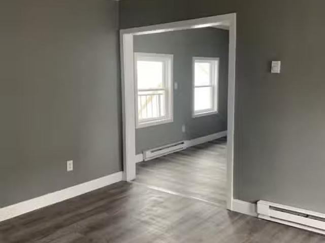 104 Pine Street, 6, Nashua, NH 03060