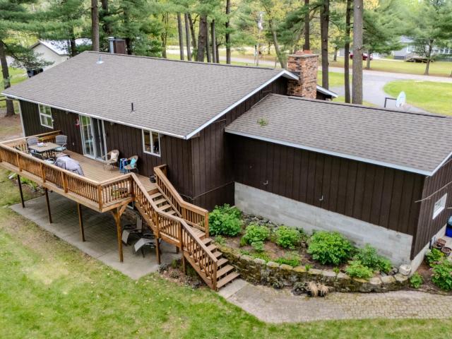 104 Pineview Drive