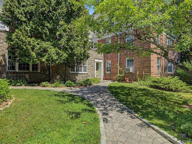 104 Pinewood Rd 3C