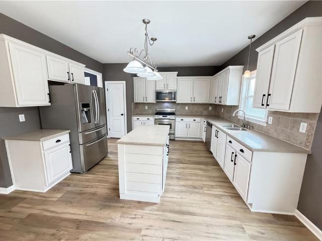 104 Pleasant View Ln, Woodstock, GA 30188 | MLS #7743 | Compass