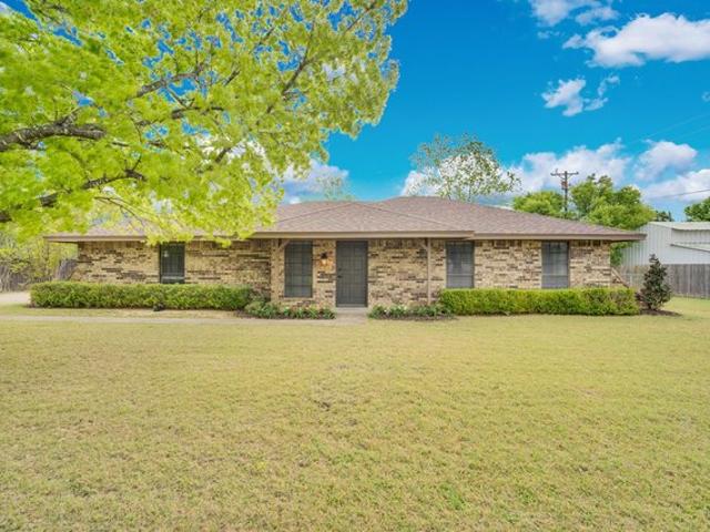 104 Prairie View Ln, Red Oak, TX 75154