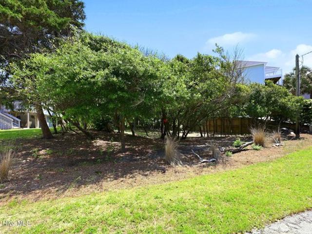 104 Purdie Dr, Emerald Isle, NC 28594