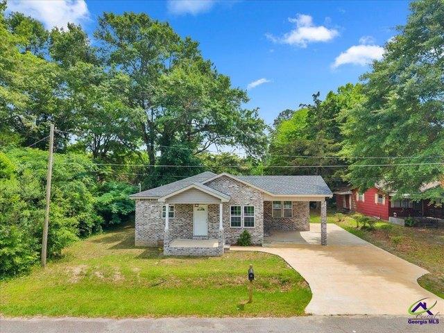 104 Robinson St, Byron, GA 31008
