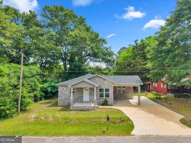 104 Robinson St, Byron, GA 31008