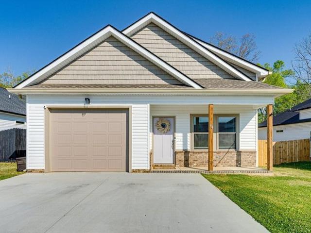 104 Rock Brg Dr, Ringgold, GA 30736