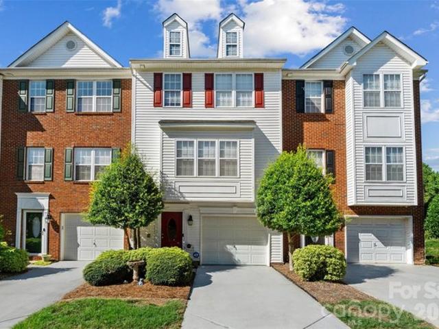 104 Rock Ridge Ln, Mount Holly, NC 28120