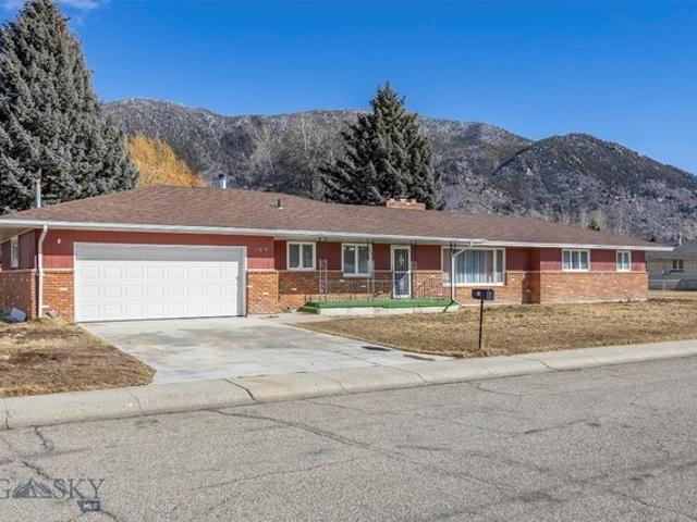 104 Rocky Mountain Ln, Butte, MT 59701