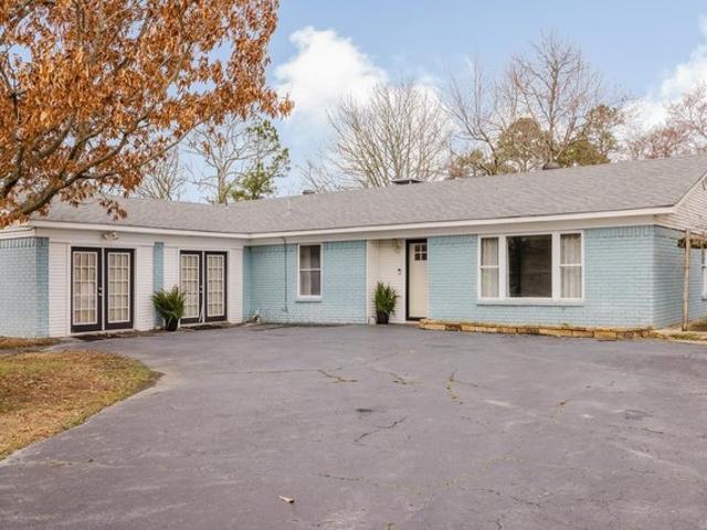104 Rainbow Ln, Hot Springs, AR 71913