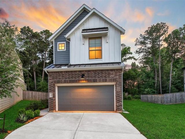 104 Red Cascade Ct, Conroe, TX 77318
