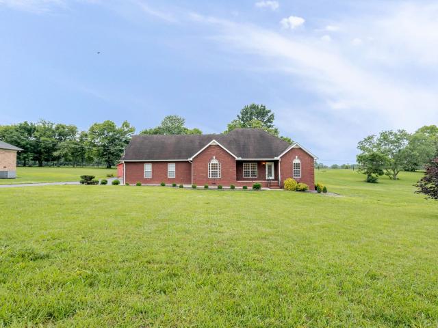 104 Redbud Dr
