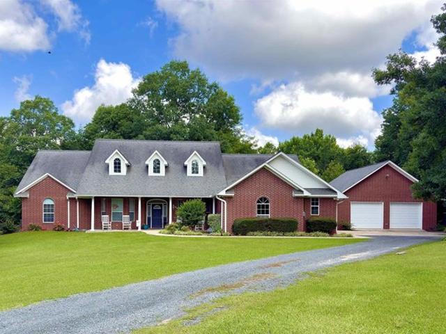 104 Rhonda Dv, De Queen, AR 71832