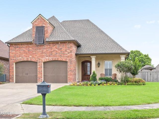 104 Rue Saint Barts, Youngsville, LA 70592