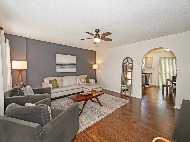 104 Rylie Dr