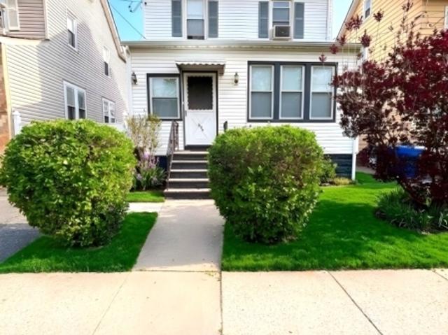 104 W 18Th St