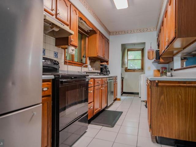 104 W Firehall Road