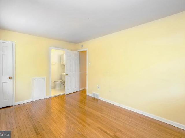104 W Montgomery Avenue # B