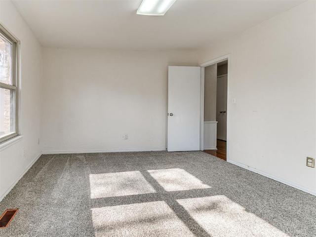 104 W Ranchwood Court