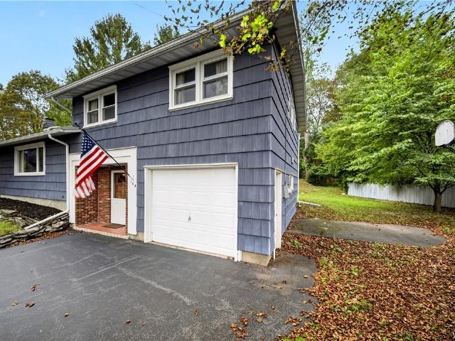 104 Wolcott Terrace
