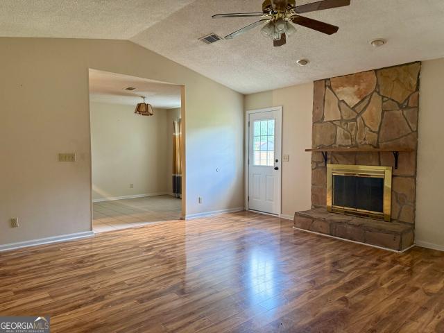 104 Woodcarver Trail