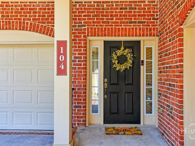 104 Woodside Crossing
