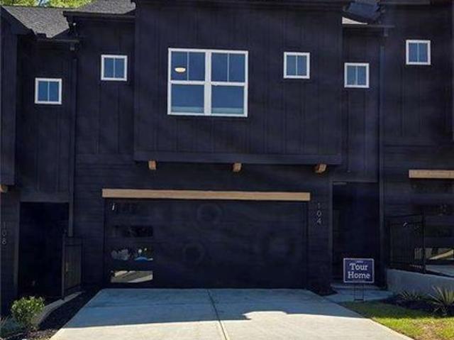 104 Waterview Ct, Waleska, GA 30183