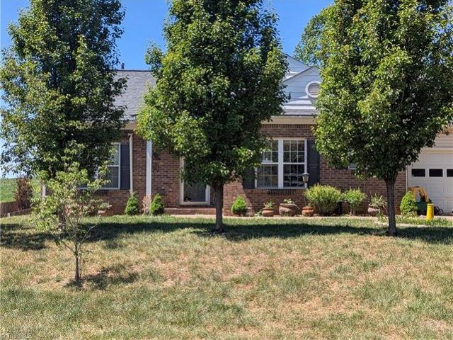104 Water Mill Rd, Kernersville, NC 27284
