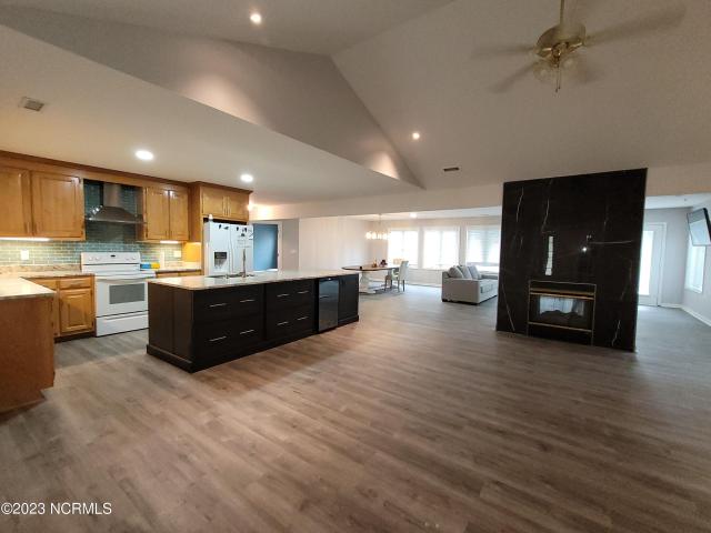 104 Waccamaw Drive