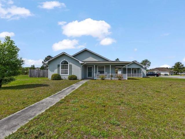 104 Weeping Willow Way, Kingsland, GA 31548