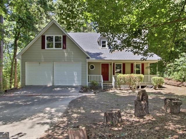 104 West Ln SE, Calhoun, GA 30701