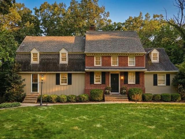 104 Witherow Rd, Sewickley, PA 15143