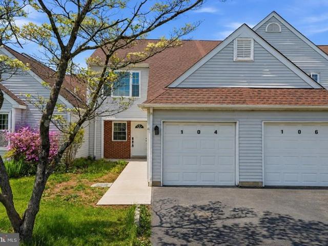 104 Wigton Cir, Perkasie, PA 18944