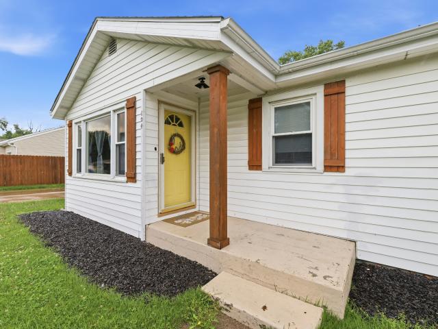 104 Willow Lane