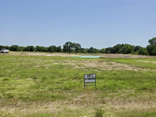 104 Turnipseed Ln, West Tawakoni, TX 75474