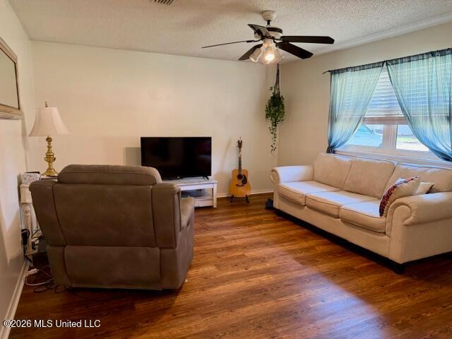 104 Twin Cedar Avenue