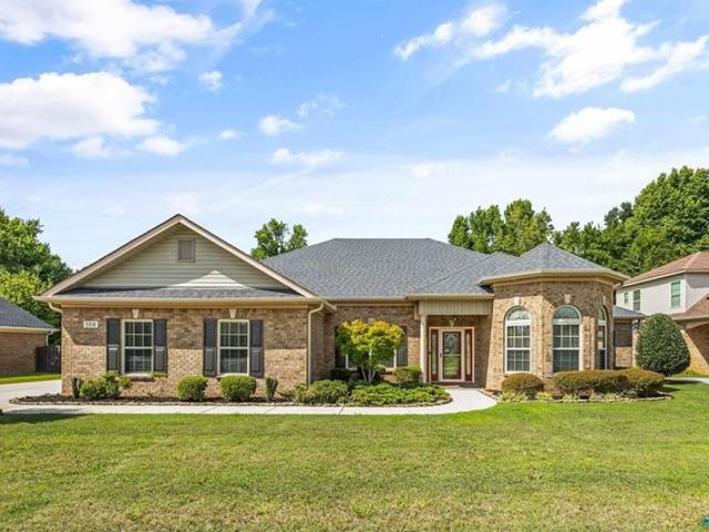 104 Twin Springs Dr, Harvest, AL 35749