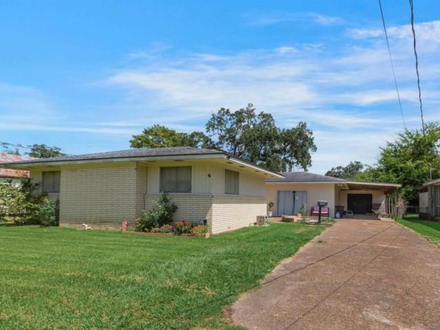 104 Virginia St, Jeanerette, LA 70544