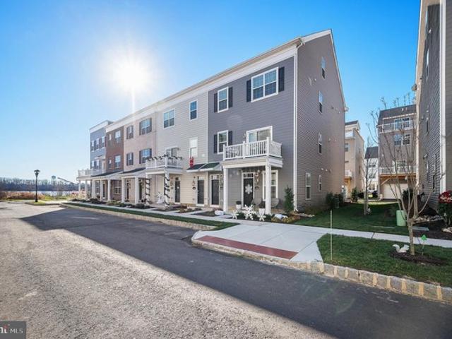 104B King St, Bensalem, PA 19020