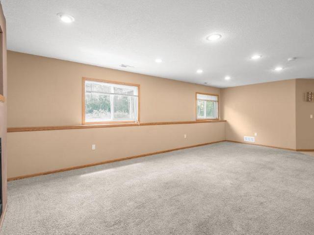 10543 Noble Cir N, Brooklyn Park, MN 55443 | MLS #7093