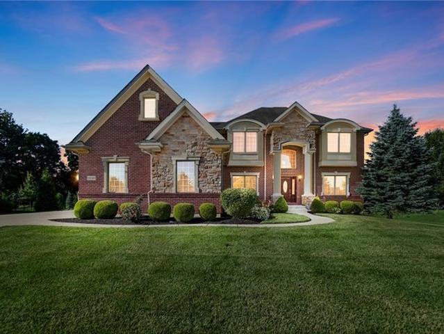 10540 Wallingsford Cir, Washington Township, OH 45458