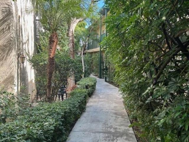 10540 Balboa Boulevard 115