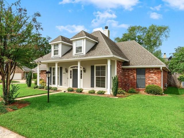 10540 Plum Creek Dr, Shreveport, LA 71106